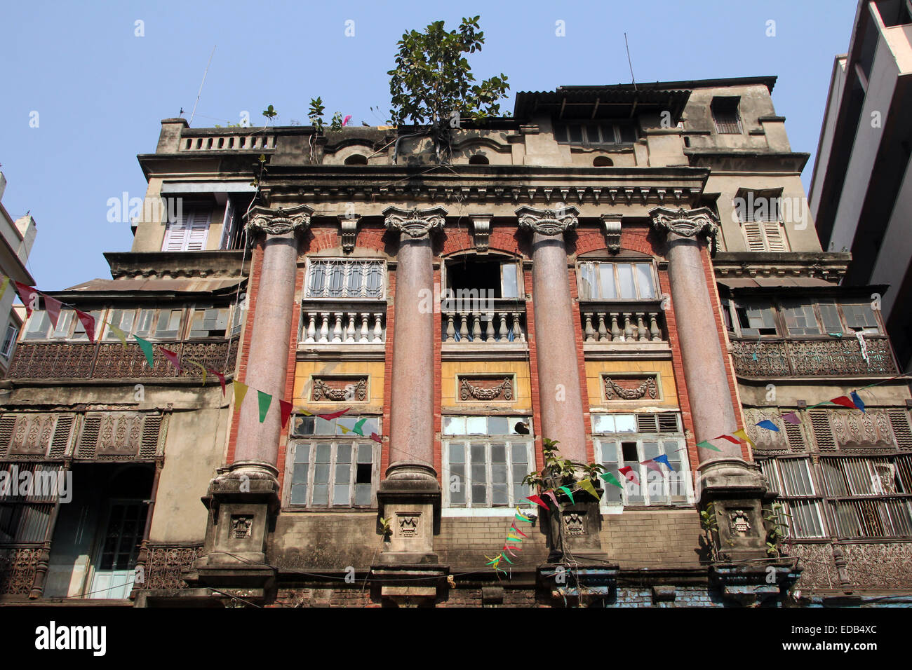 Calcutta colonial house hi-res stock photography and images - Alamy