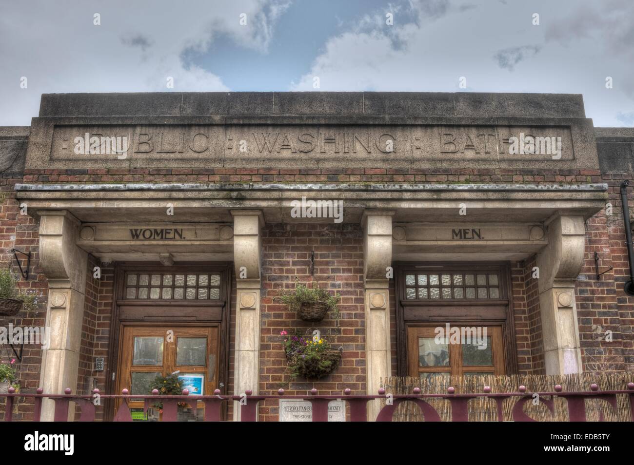 Hackney baths hi-res stock photography and images - Alamy