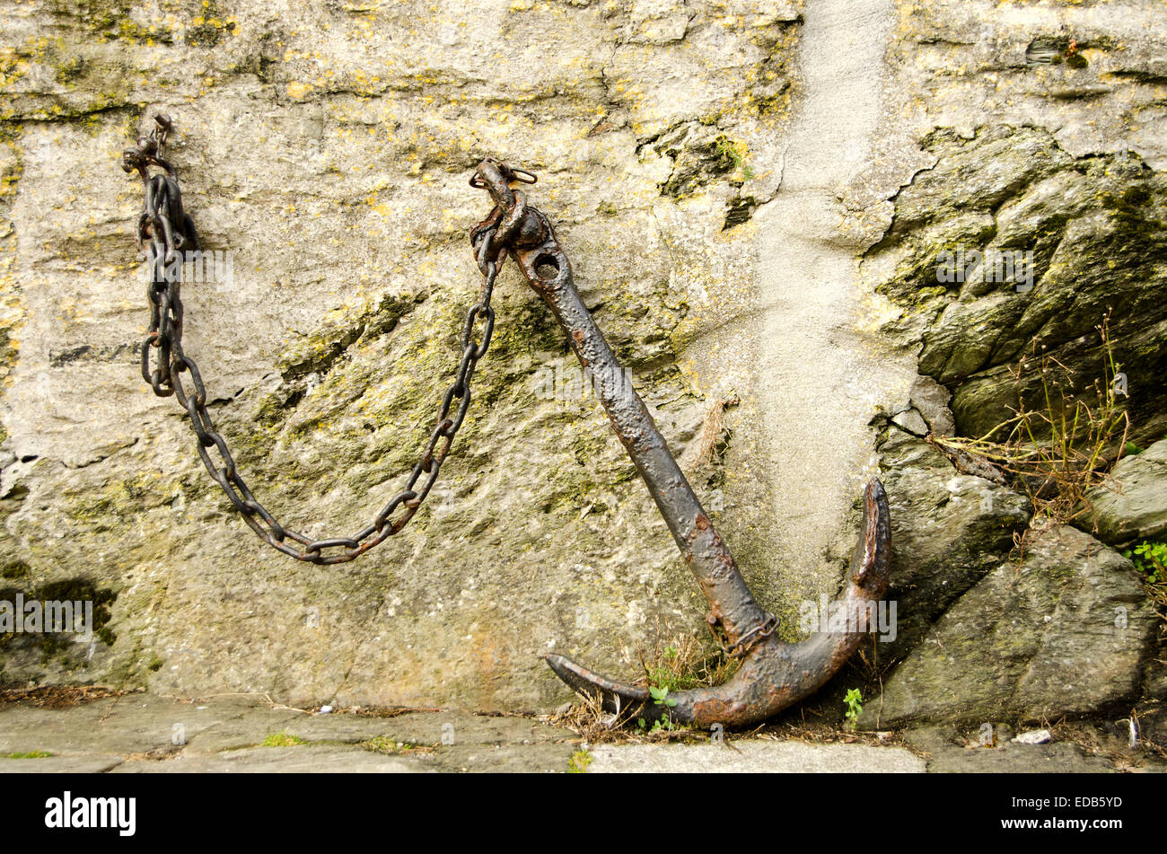 Anchor stone hi-res stock photography and images - Alamy