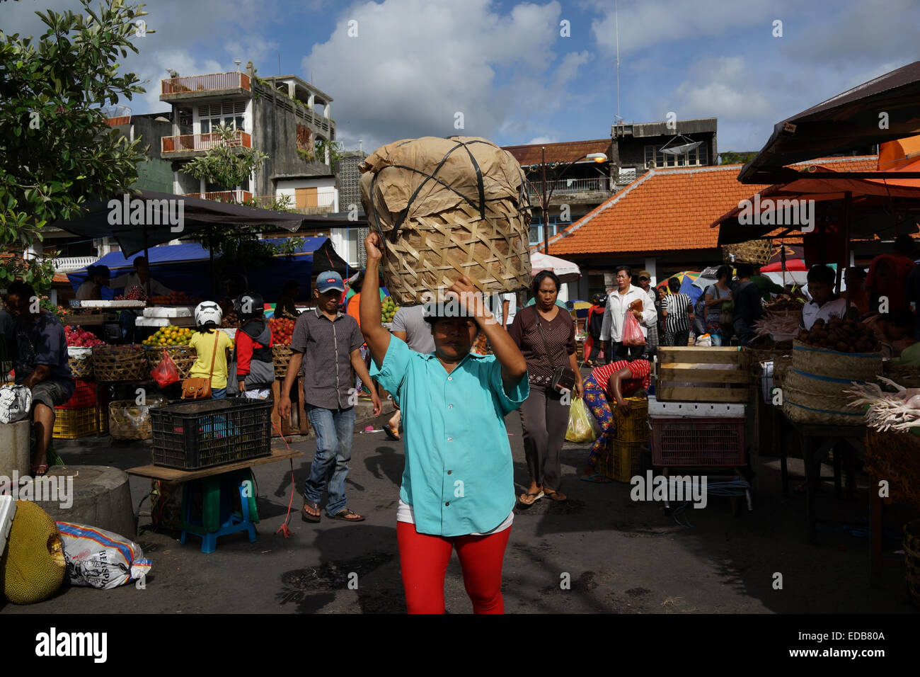 Activity in Badung traditional market, Denpasar, Bali. Badung Market is ...