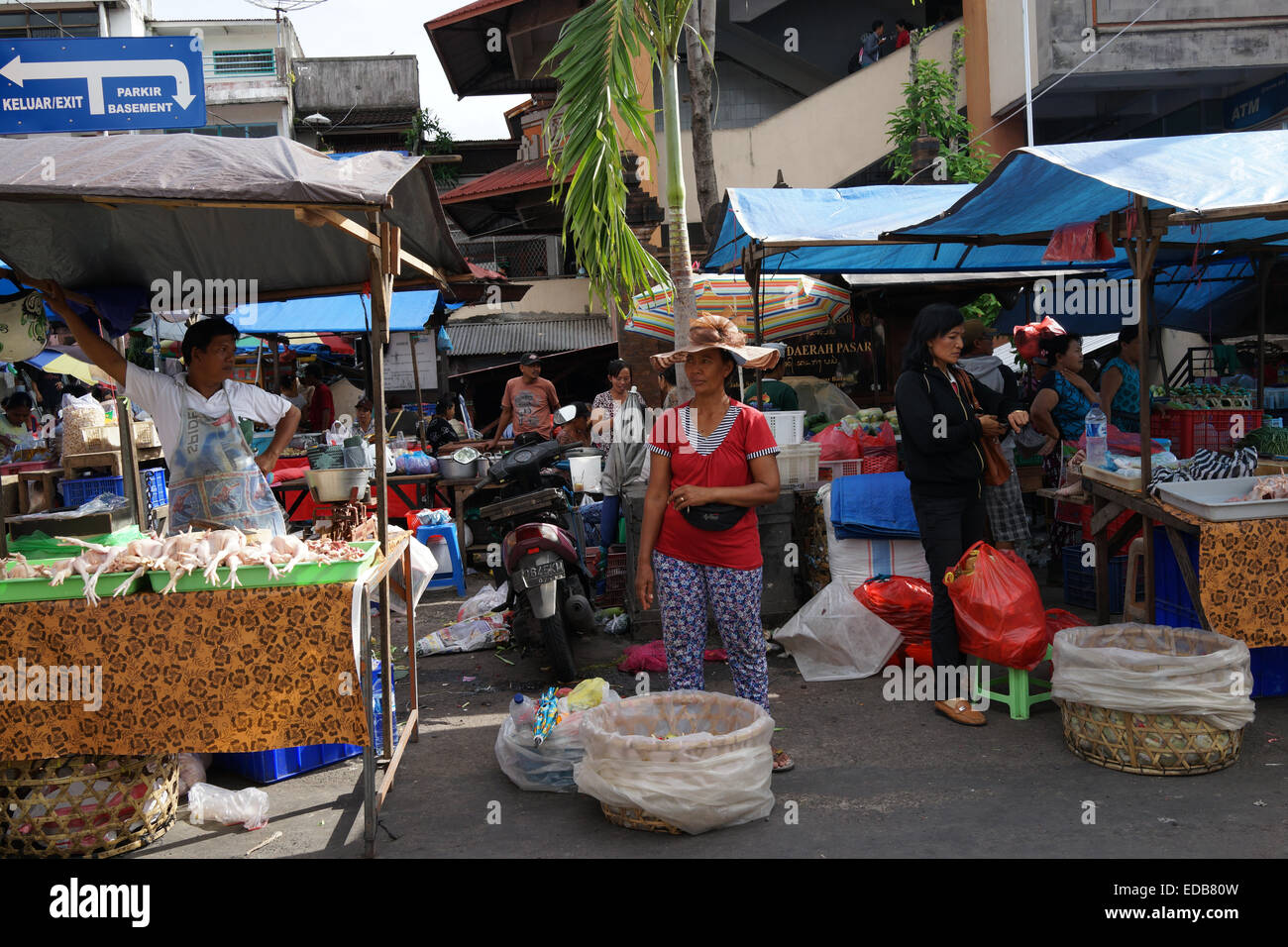 Activity in Badung traditional market, Denpasar, Bali. Badung Market is ...