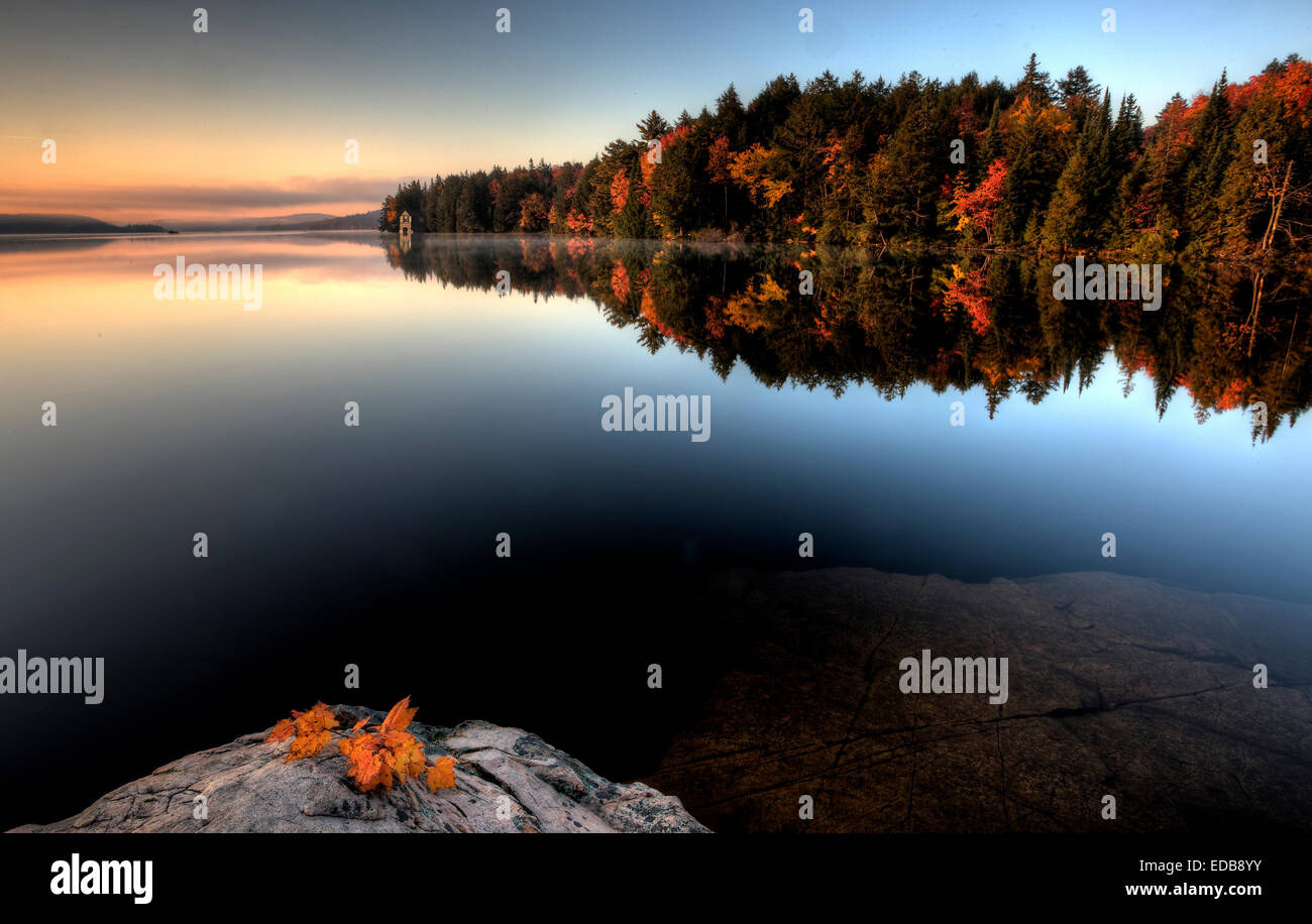 Lake in Autumn Algonquin Muskoka Ontario colors Stock Photo - Alamy