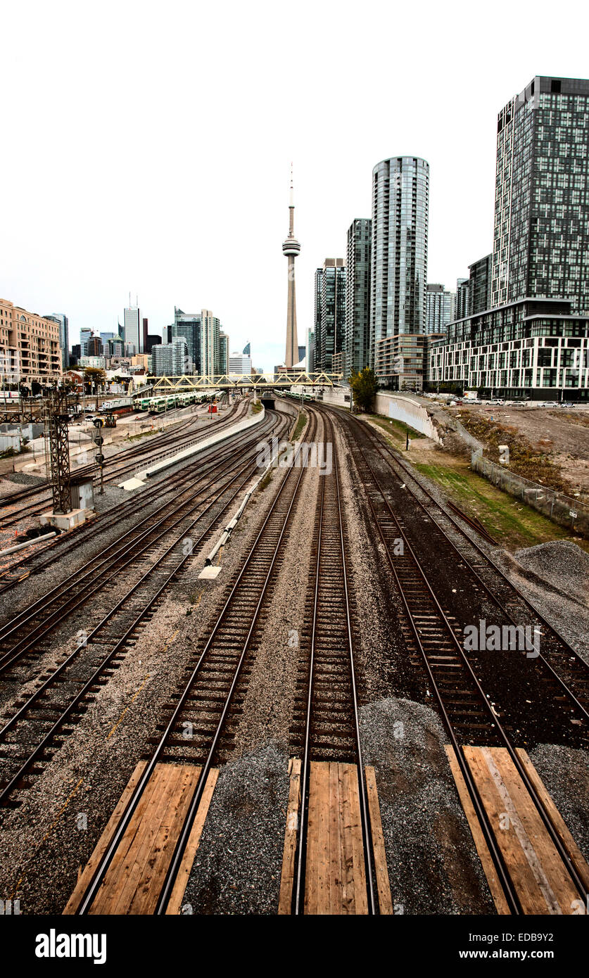 Daytime Photos of Toronto Ontario buildings downtown go train and ...