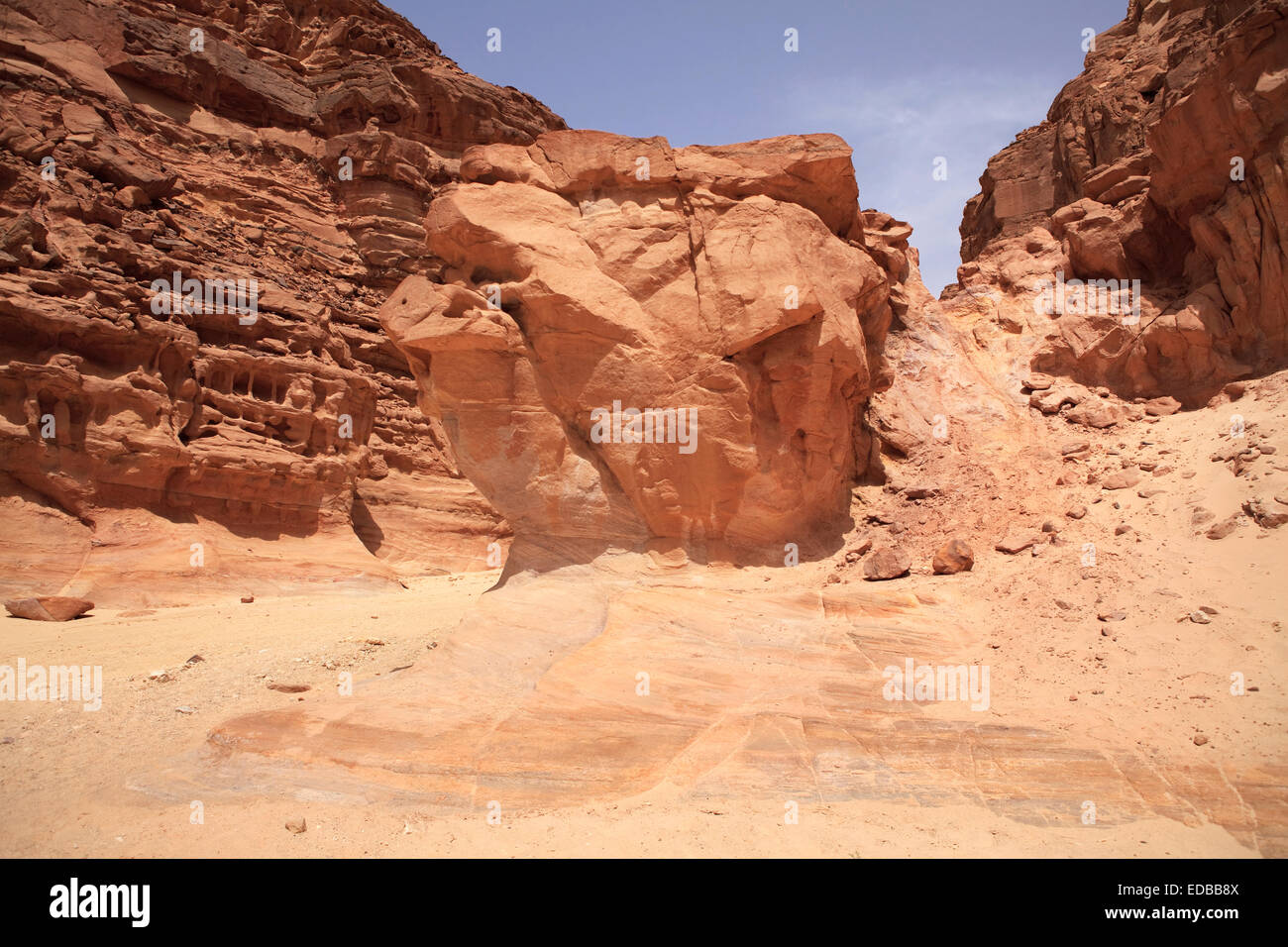 Sinai colored canyon egypt hi-res stock photography and images - Alamy