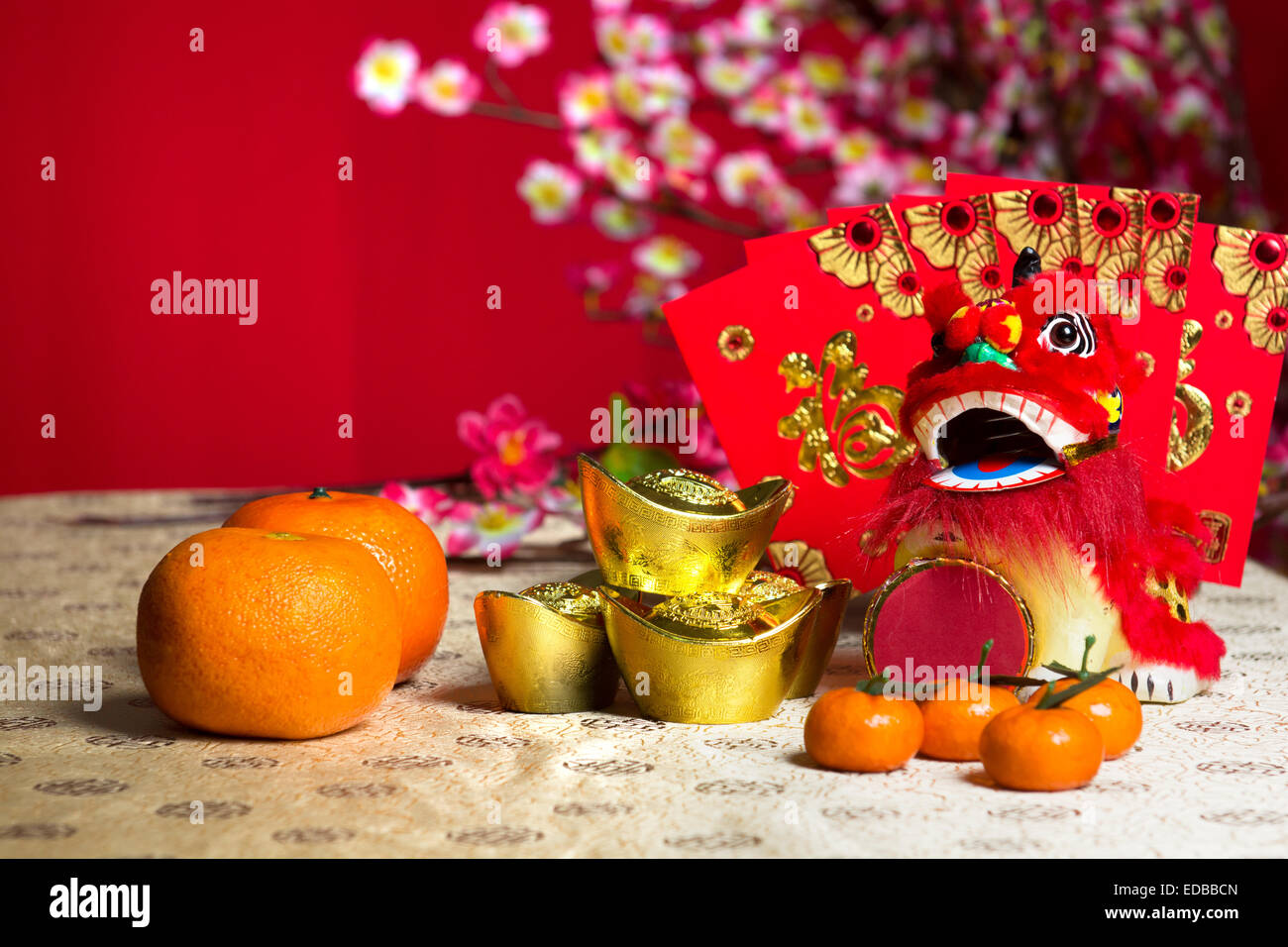 chinese new year decorations ,chinese character symbolizes gong xi fa ...