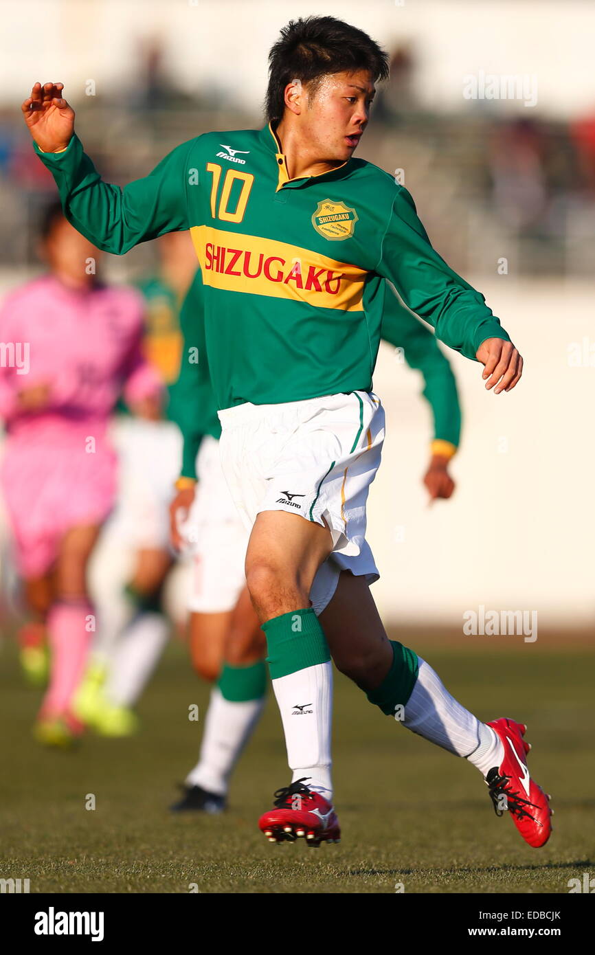 Komaba soccer field, Saitama, Japan. 5th Jan, 2015. Shintaro Nago ...