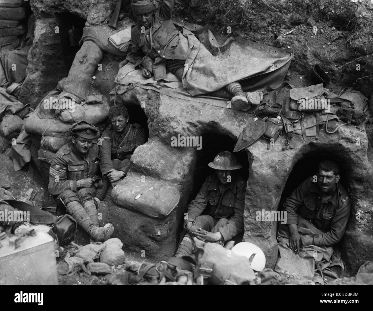 Men of the border regiment resting hi-res stock photography and images ...