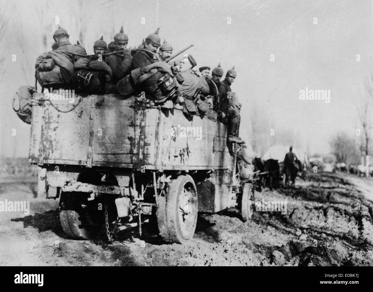German infantry wwi hi-res stock photography and images - Alamy