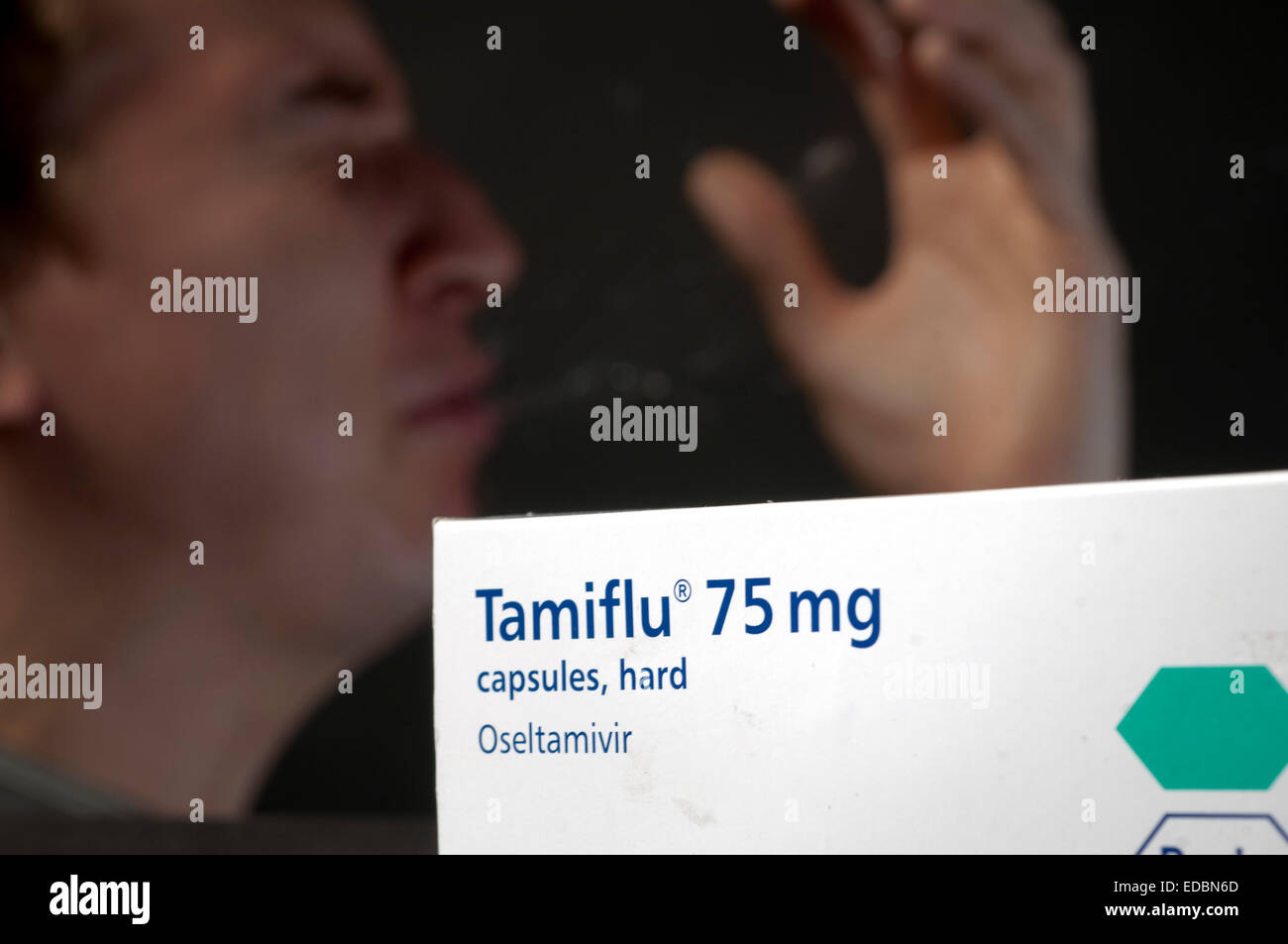 Tamiflu capsule hi-res stock photography and images - Alamy