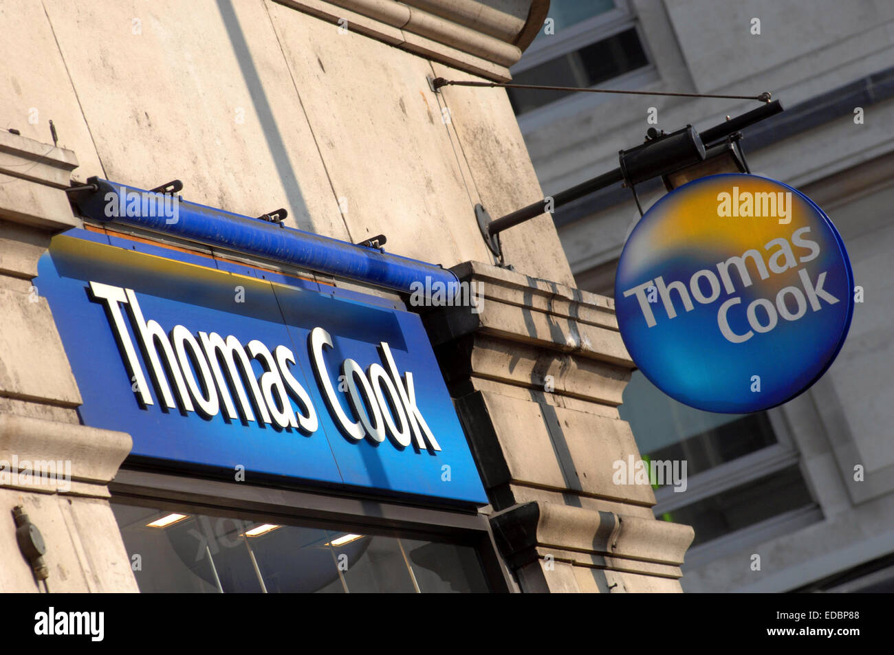 Thomas cook travel agents hi-res stock photography and images - Alamy