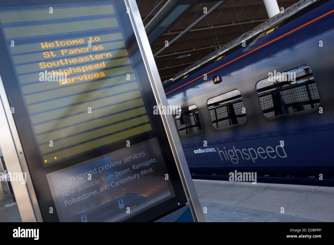 Southeastern trains hi-res stock photography and images - Alamy