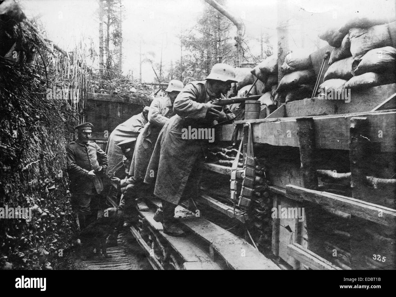 Western front trenches world war one hi-res stock photography and ...