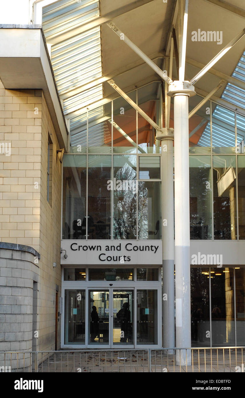 Northampton County Crown court sign Stock Photo - Alamy