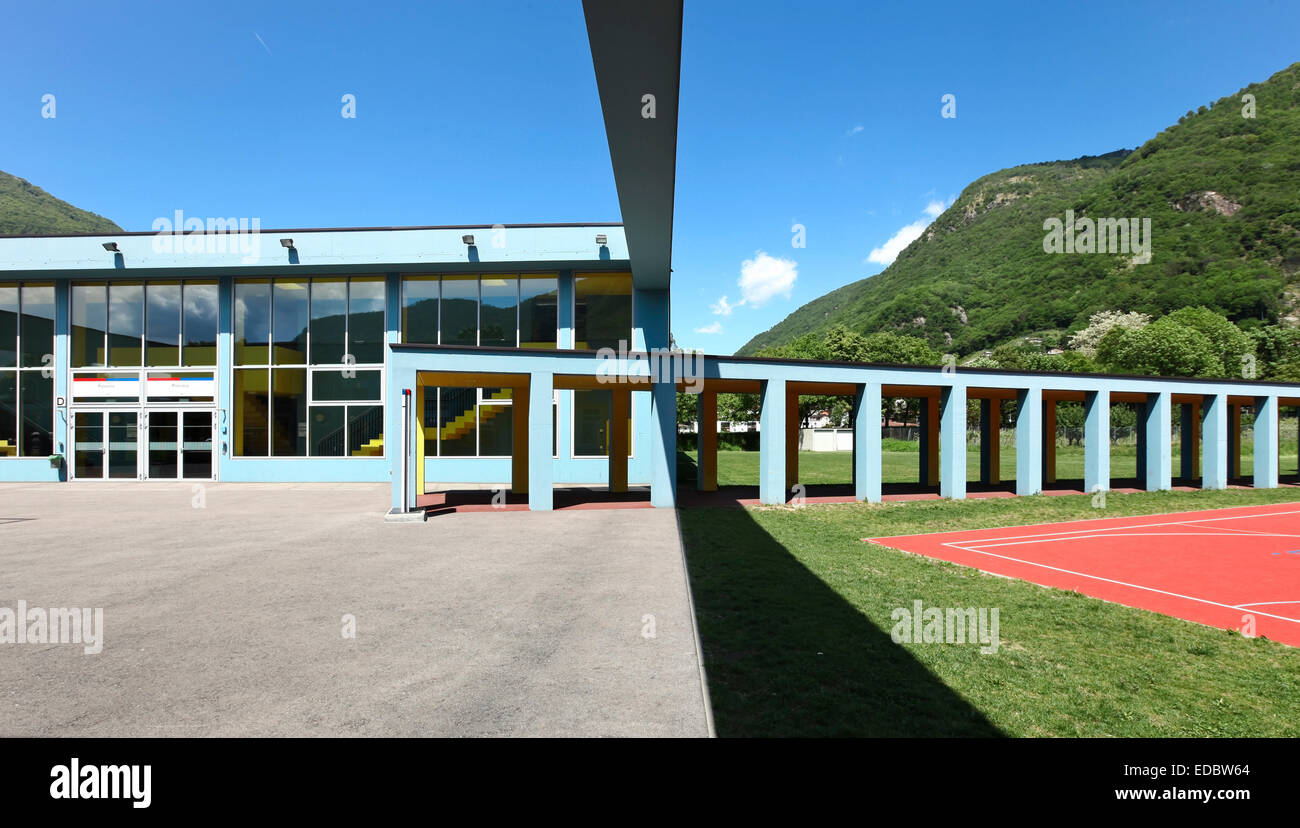 Sports from the school hi-res stock photography and images - Alamy