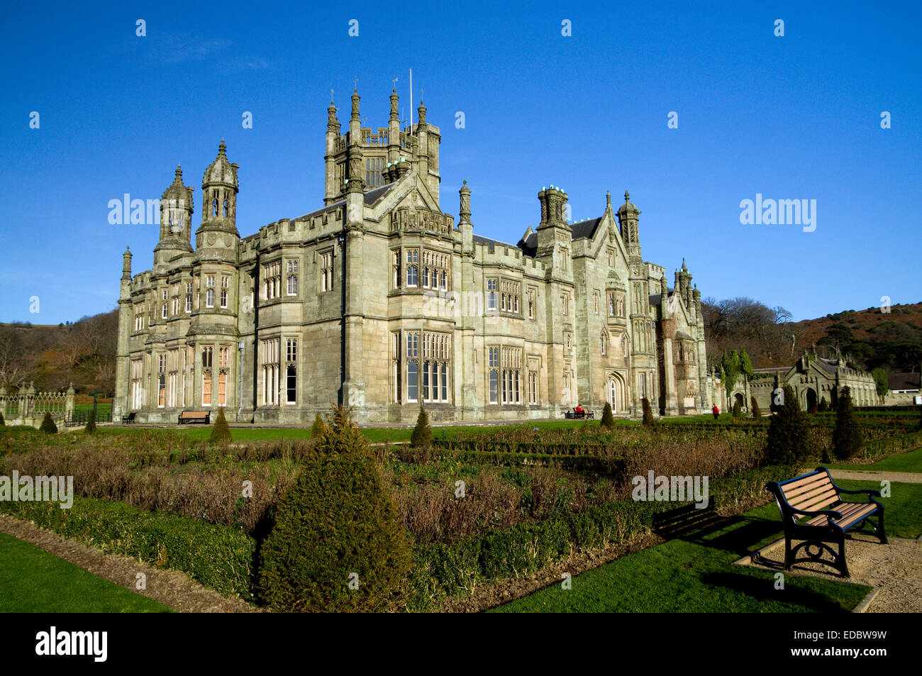 Victorian manor hi-res stock photography and images - Alamy