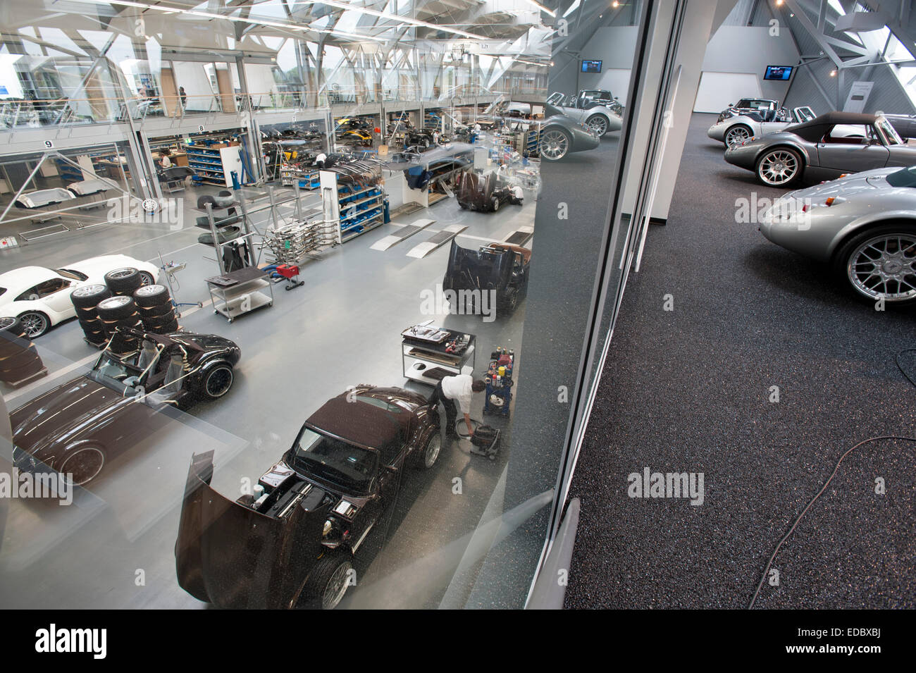 Gecko factory german sports car hi-res stock photography and images - Alamy