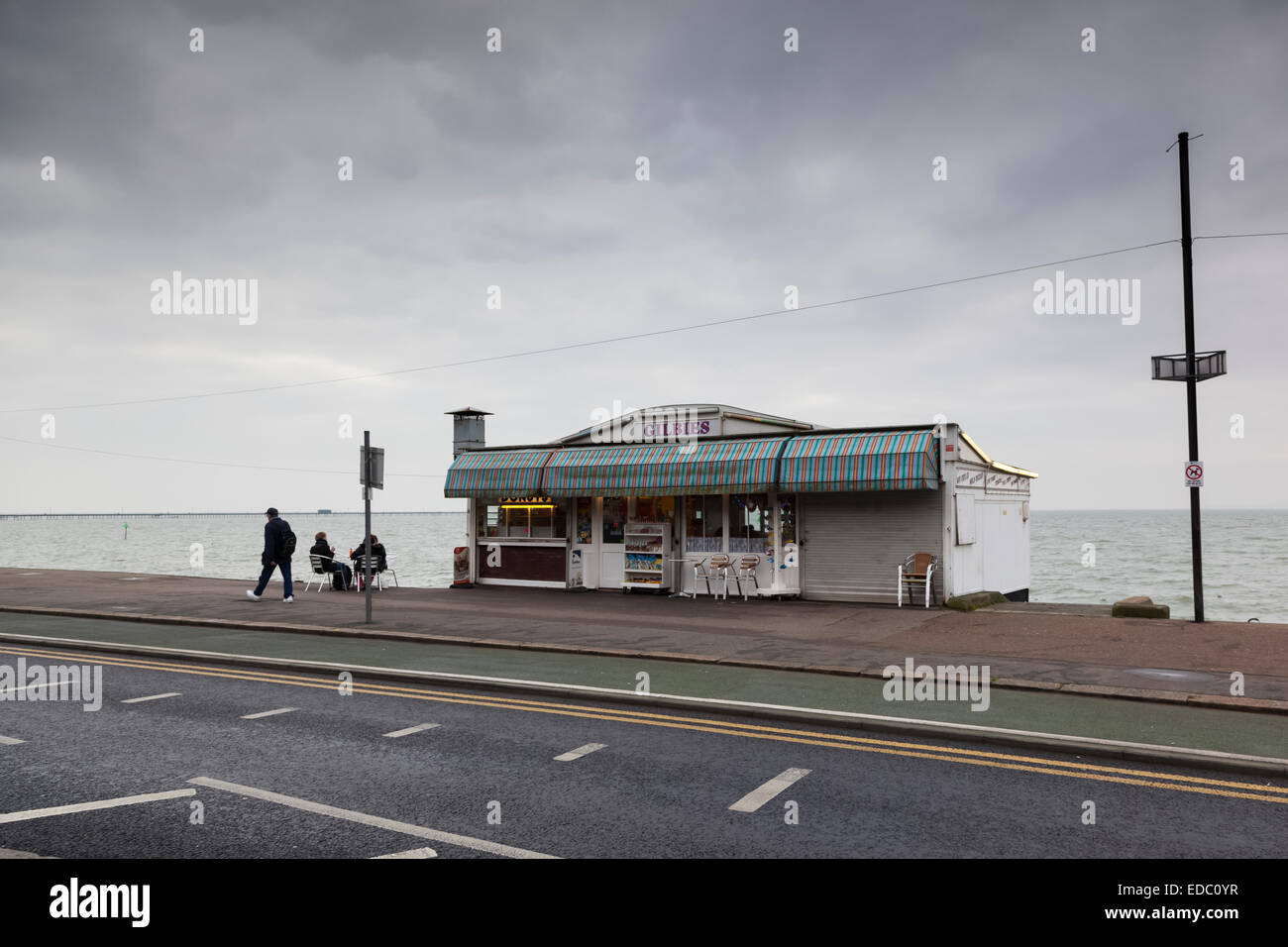 Gilbies Seafront Cafe at Southend-on-Sea on a Drab Day in January Stock ...