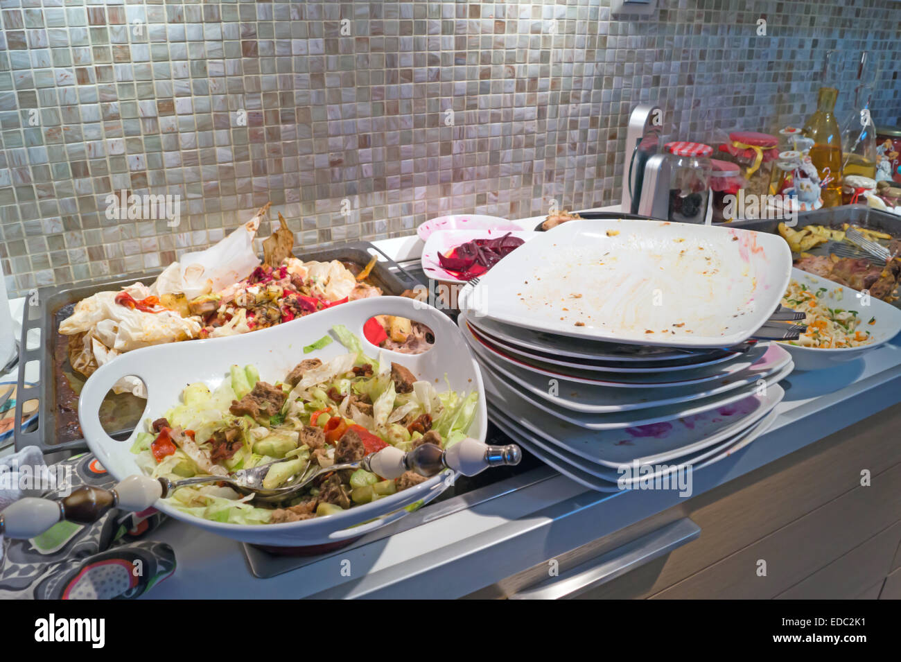 Abandoned dinner table hi-res stock photography and images - Alamy