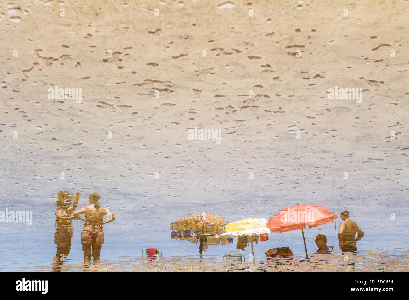 Reflex umbrella hi-res stock photography and images - Alamy