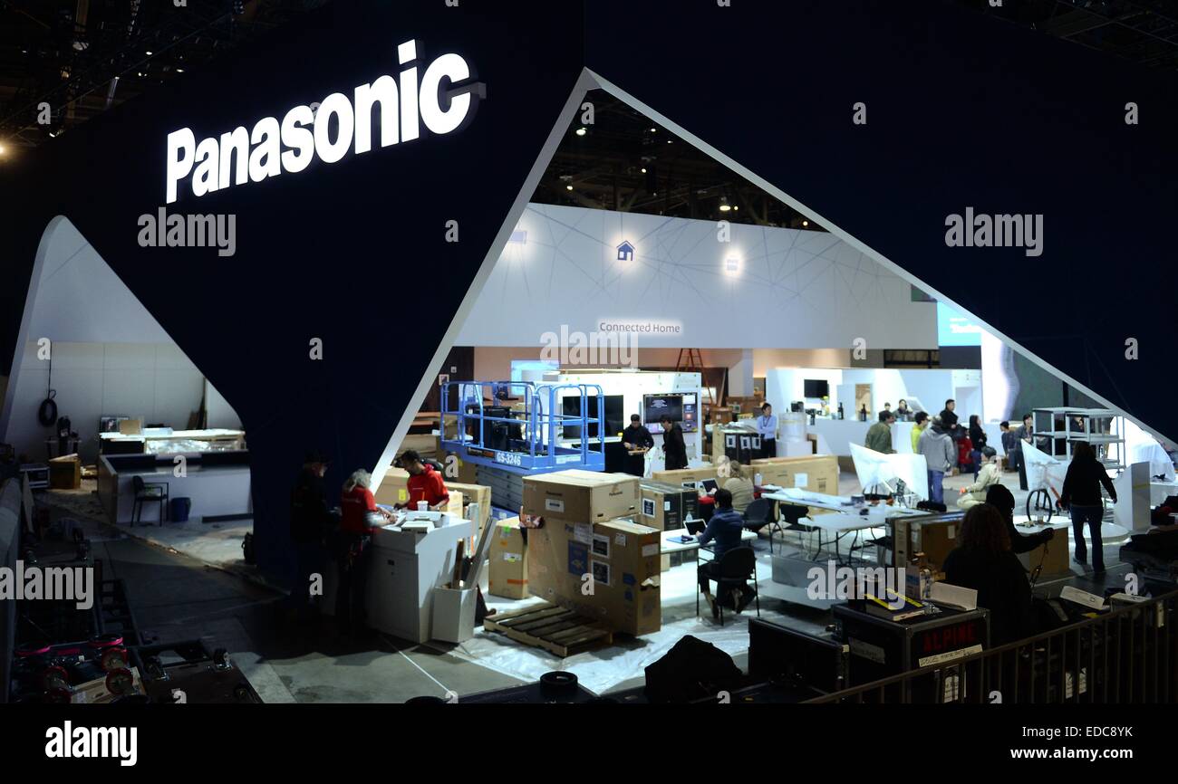 Panasonic stand hi-res stock photography and images - Alamy