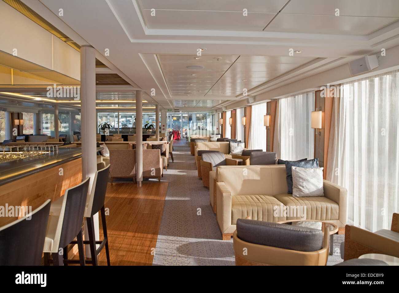 The lounge and Bar area on Viking Hlin Stock Photo - Alamy