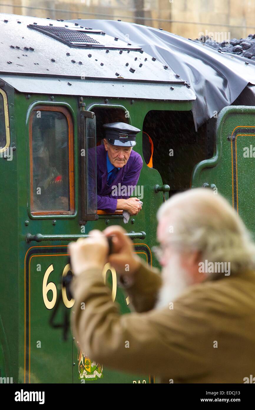 Trainspotters hi-res stock photography and images - Alamy