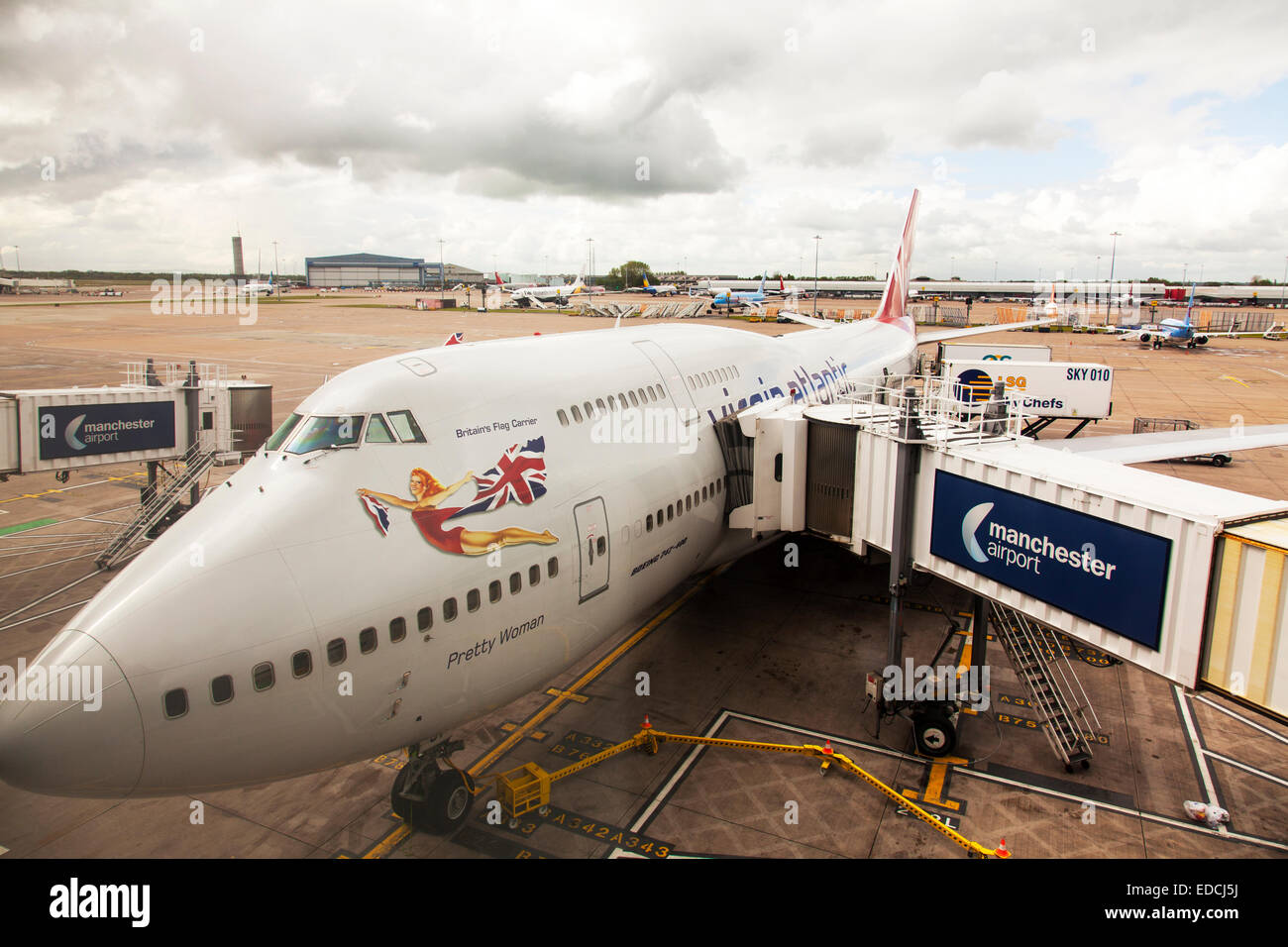 Virgin atlantic plane aircraft Manchester Airport loading services ...