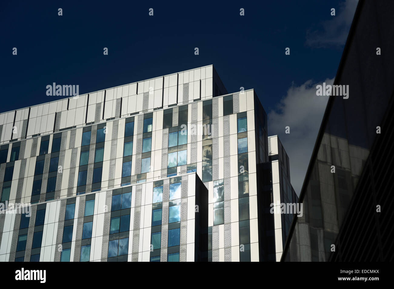 Office sun block hi-res stock photography and images - Alamy