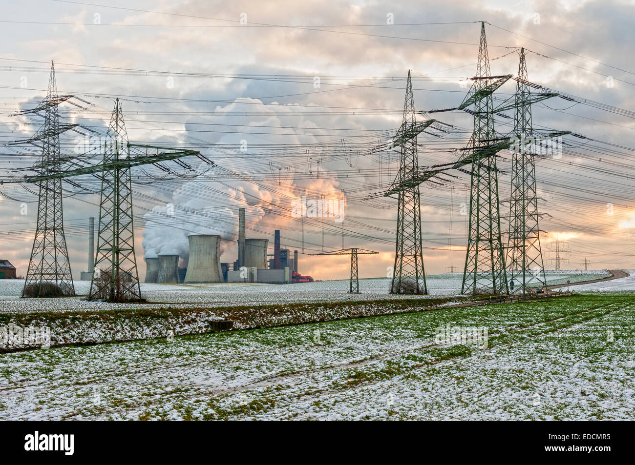 Power station cooling towers in silhouette hi-res stock photography and ...