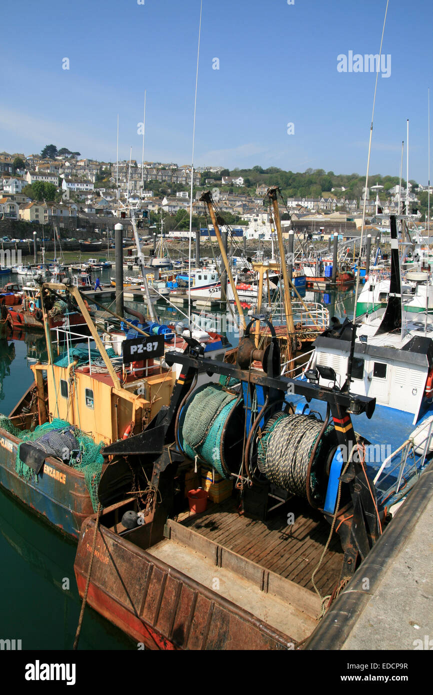 Newlyn cornwall boats hi-res stock photography and images - Alamy
