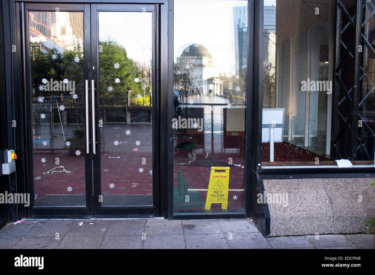 Wetherspoons interior hi-res stock photography and images - Alamy