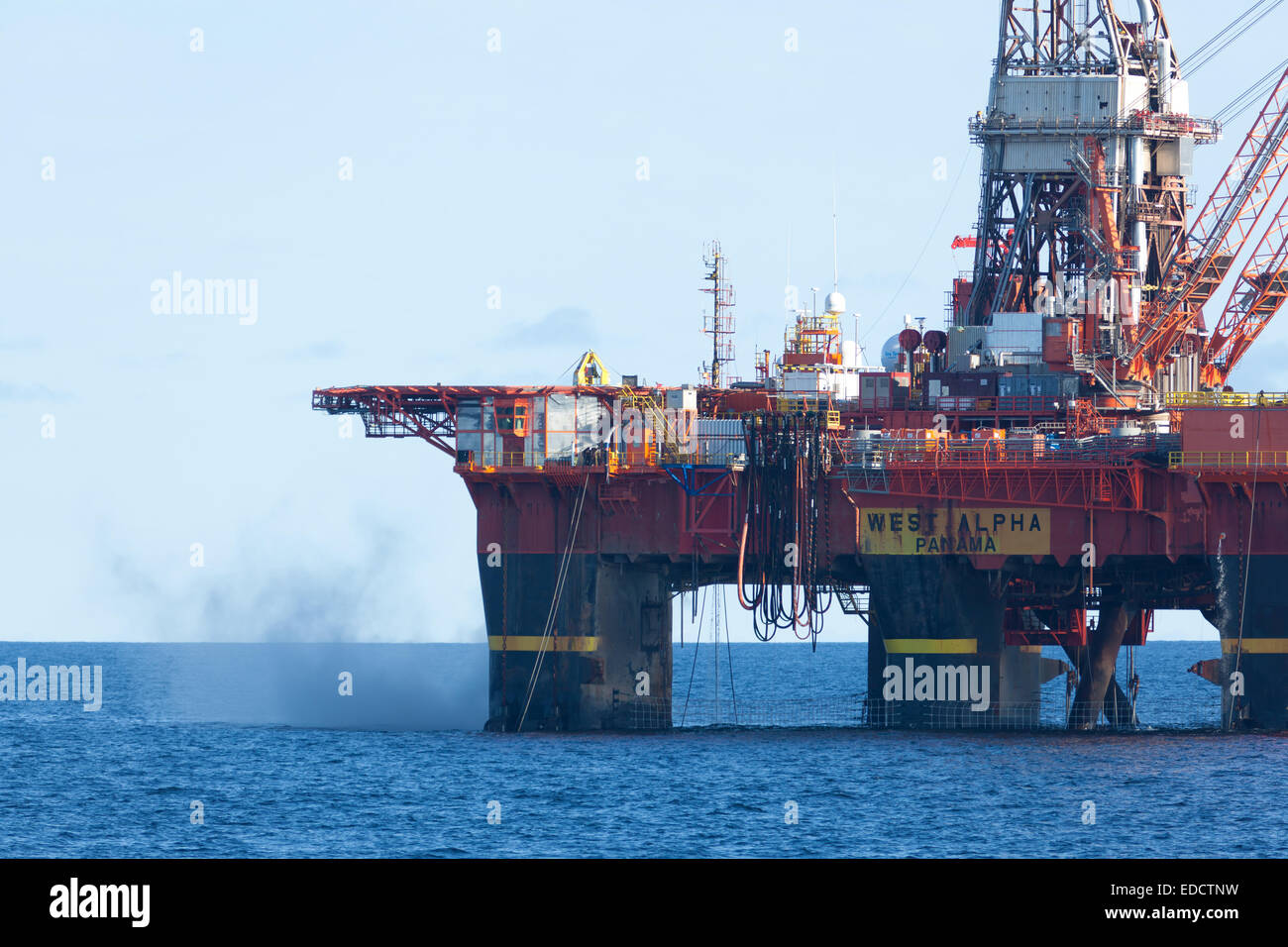 Alpha platform hi-res stock photography and images - Alamy