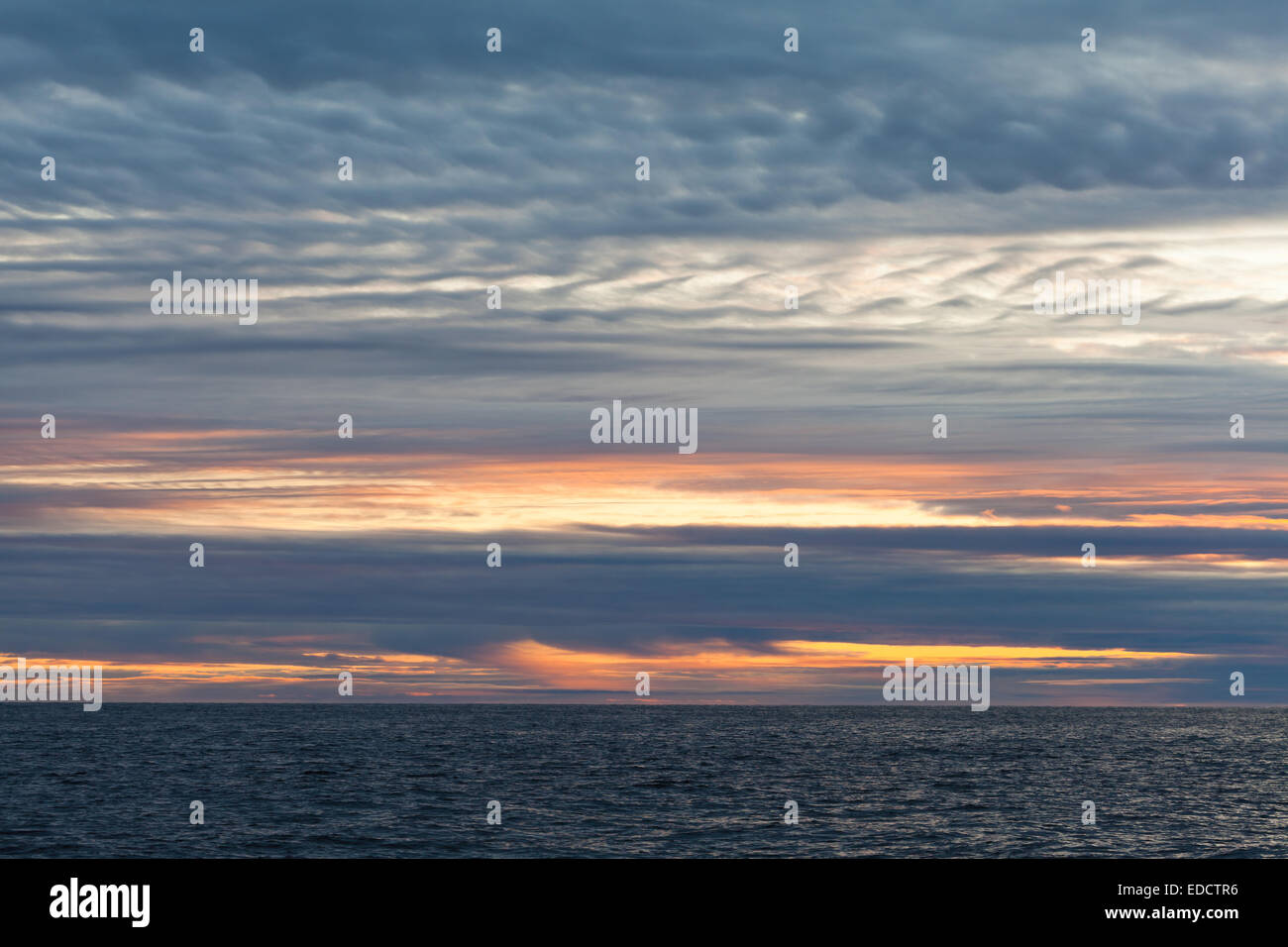 Stratus clouds hi-res stock photography and images - Alamy