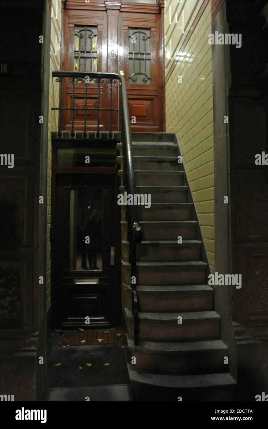 House and stairs in the centre of amsterdam hi-res stock photography ...