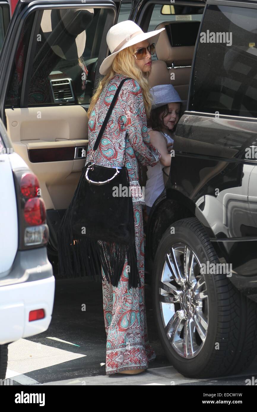 Rachel Zoe and son Skyler out together for lunch in Malibu Featuring ...