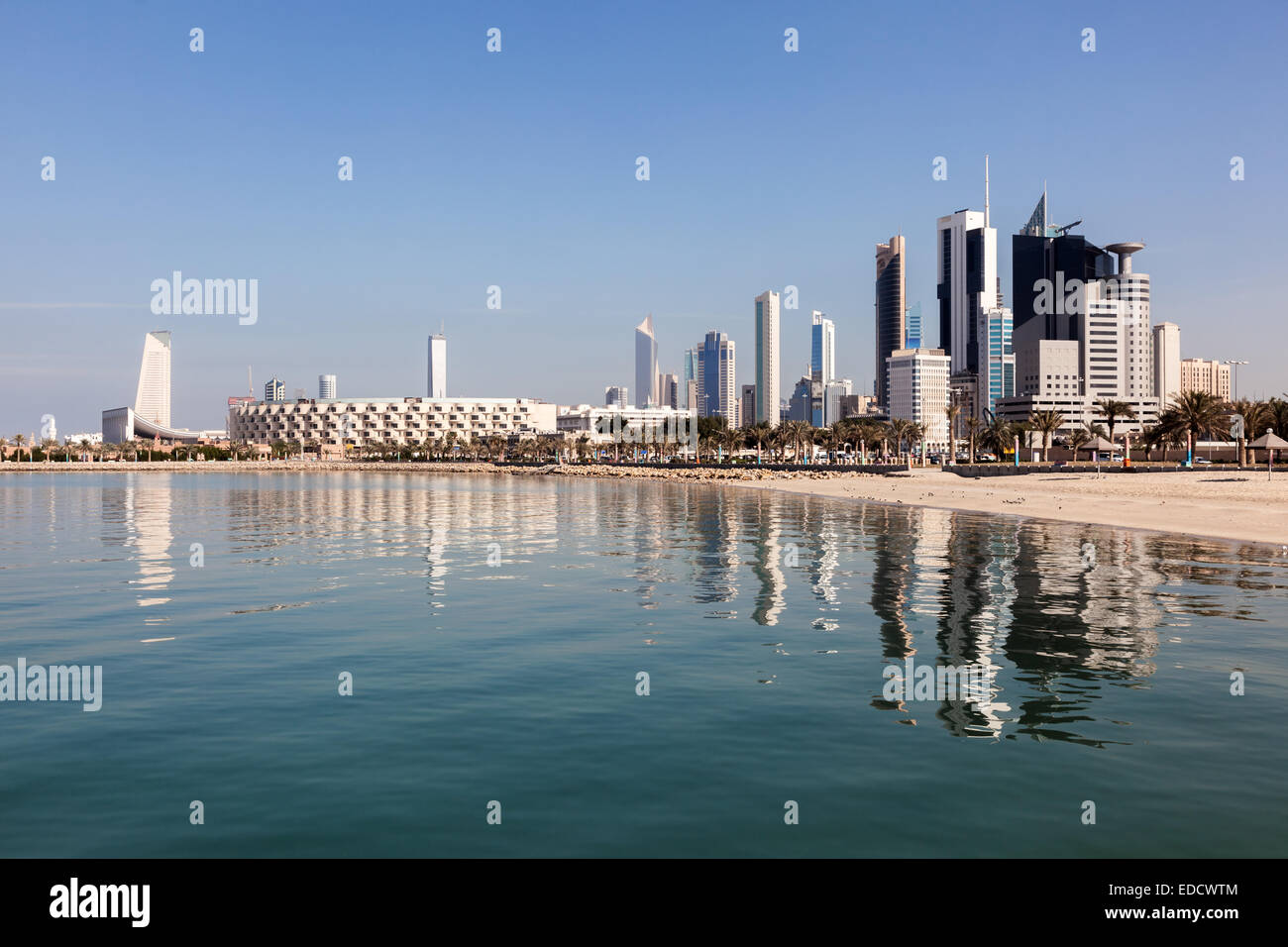 Kuwait skyline hi-res stock photography and images - Alamy