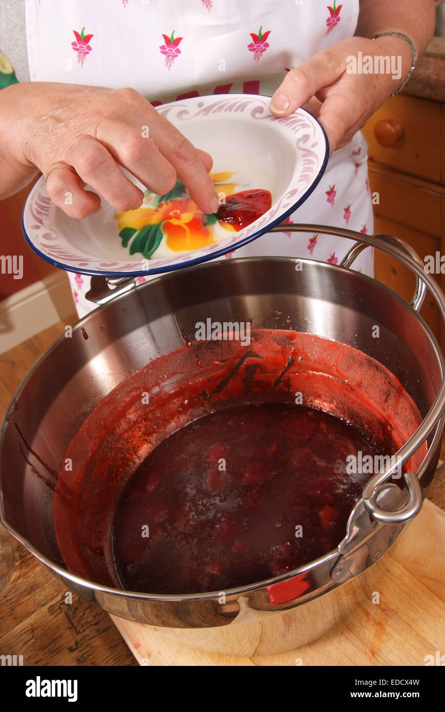 Jam making sugar hi-res stock photography and images - Alamy