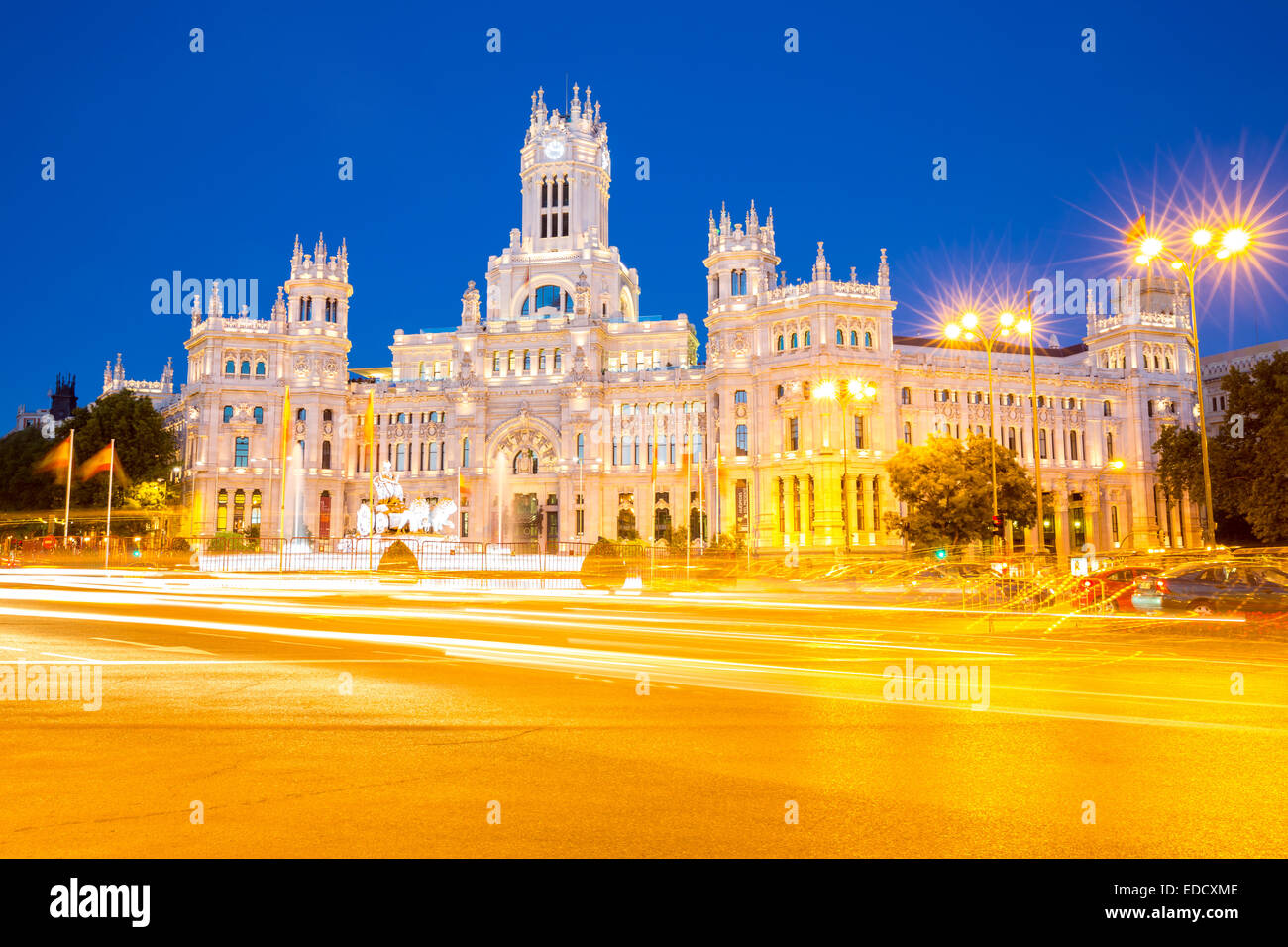 Plaza de la Cibeles (Cybele's Square) - Central Post Office (Palacio de ...