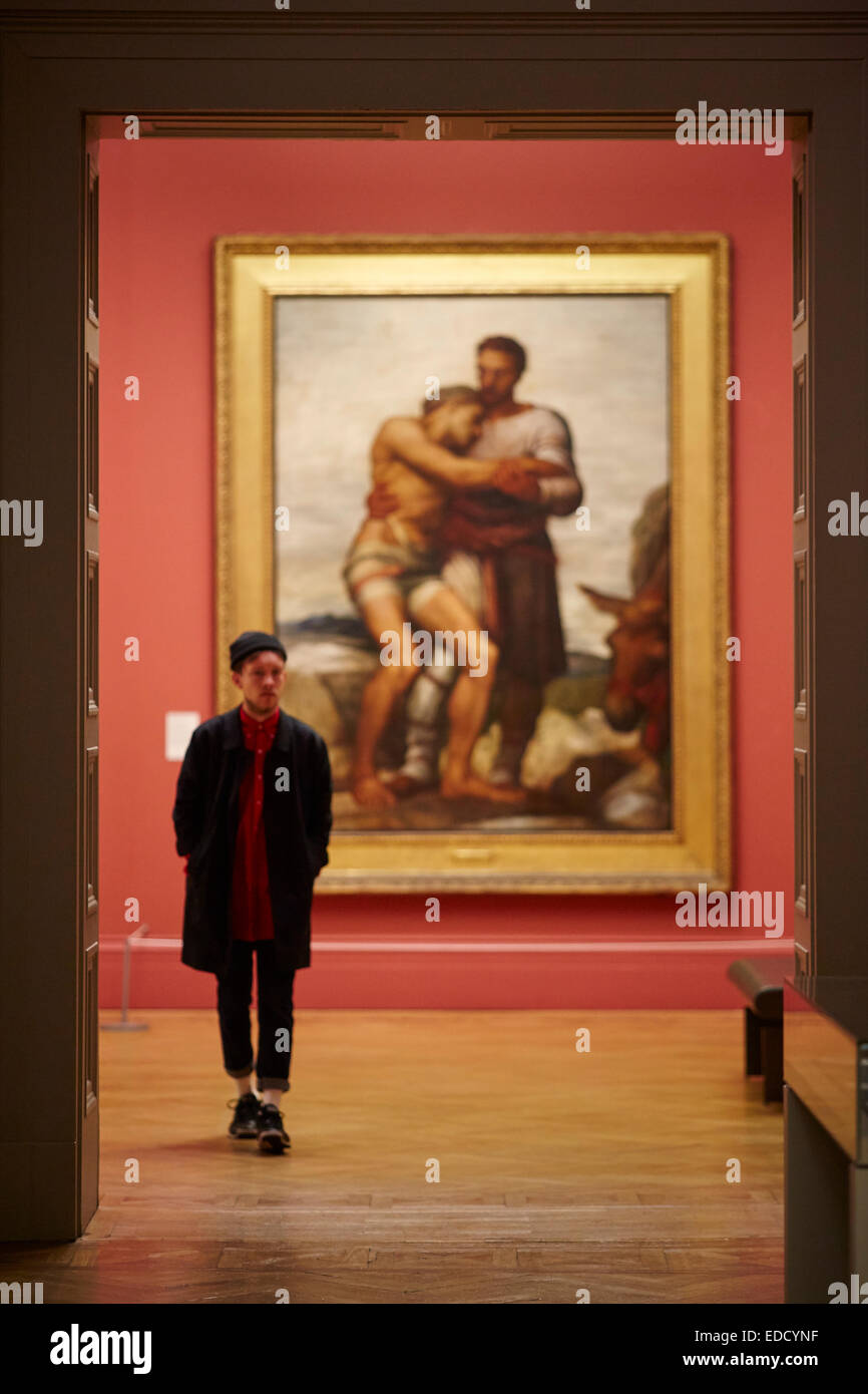 Manchester city centre, Manchester art gallery, viewing the art on ...