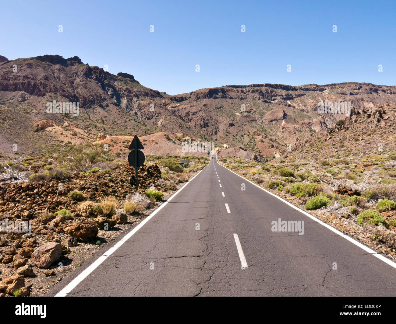 Desert highway in Tenerife Stock Photo - Alamy