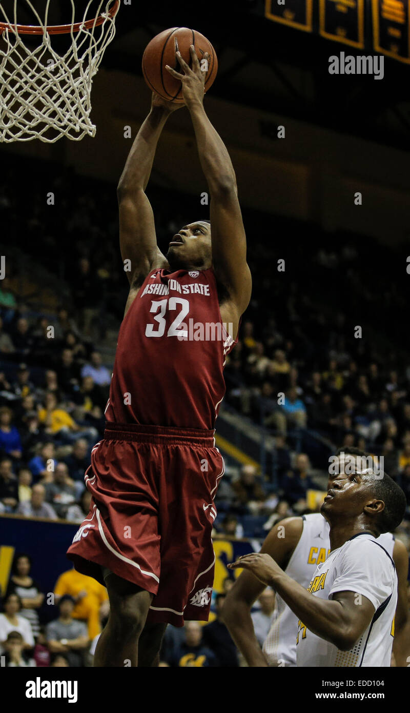 Berkeley USA CA. 04th Jan, 2015. Washington State G # 32 Que Johnson ...