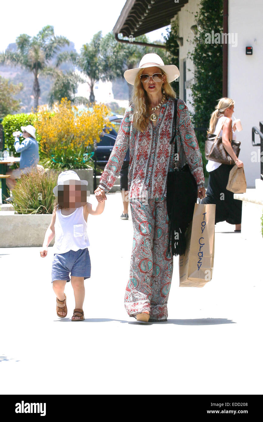 Rachel Zoe and son Skyler out together shopping for toys at Toy Crazy ...