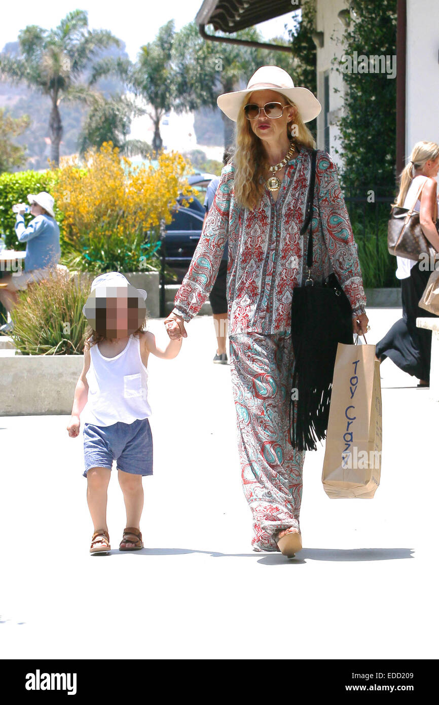 Aztec gold necklace hi-res stock photography and images - Alamy