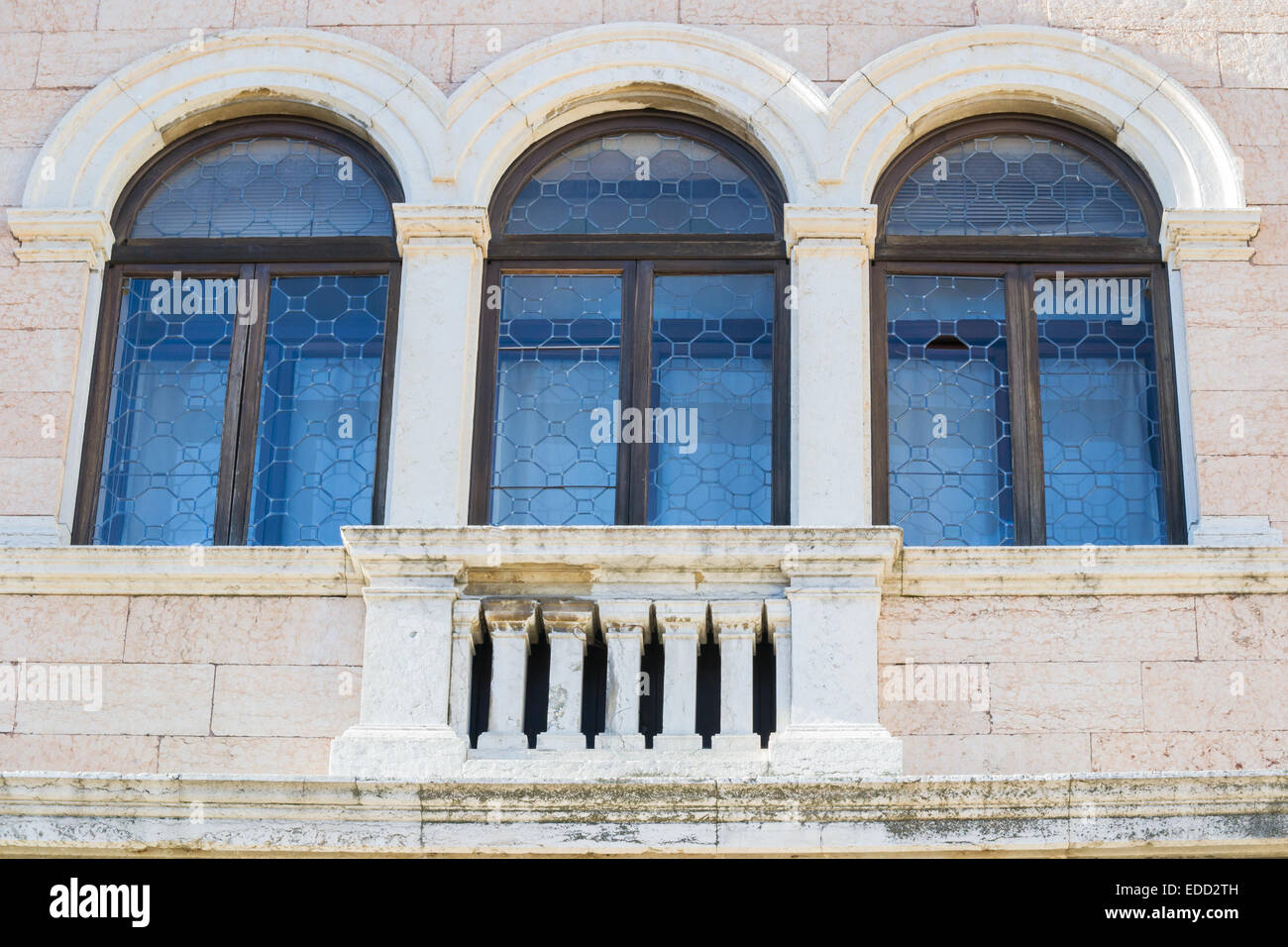 Three arch windows hi-res stock photography and images - Alamy