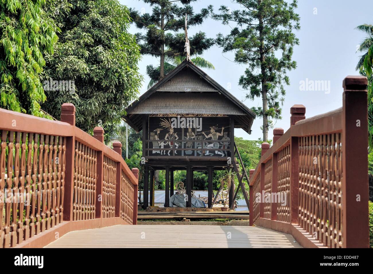 Traditional house on West Kalimantan, Indonesia Stock Photo - Alamy