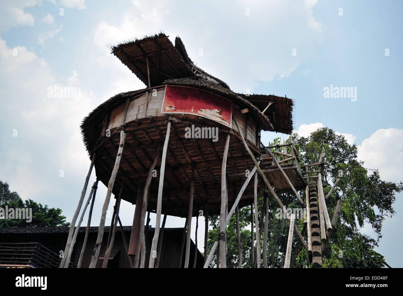 Traditional house on West Kalimantan, Indonesia Stock Photo - Alamy