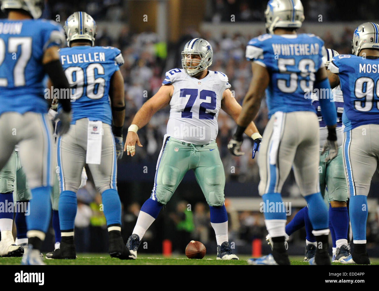 January 04, 2015: Dallas Cowboys center Travis Frederick #72 during an ...