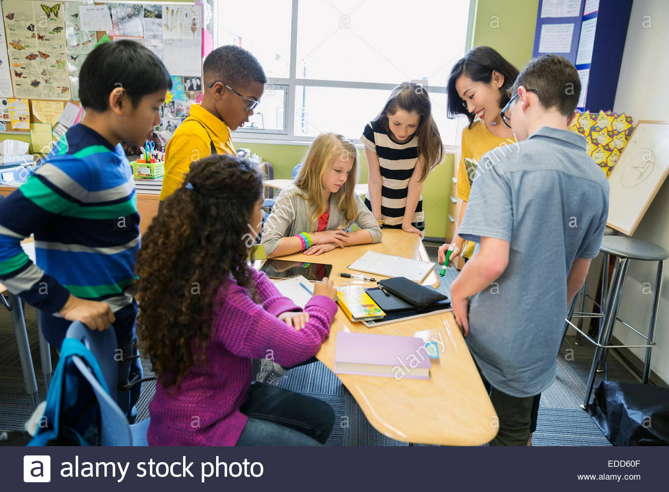 Students in classroom hi-res stock photography and images - Alamy