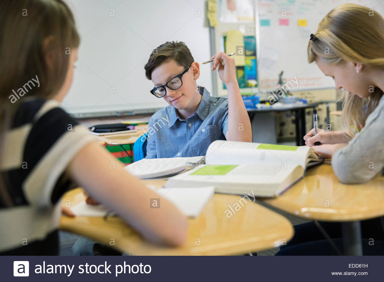 Students desks hi-res stock photography and images - Alamy