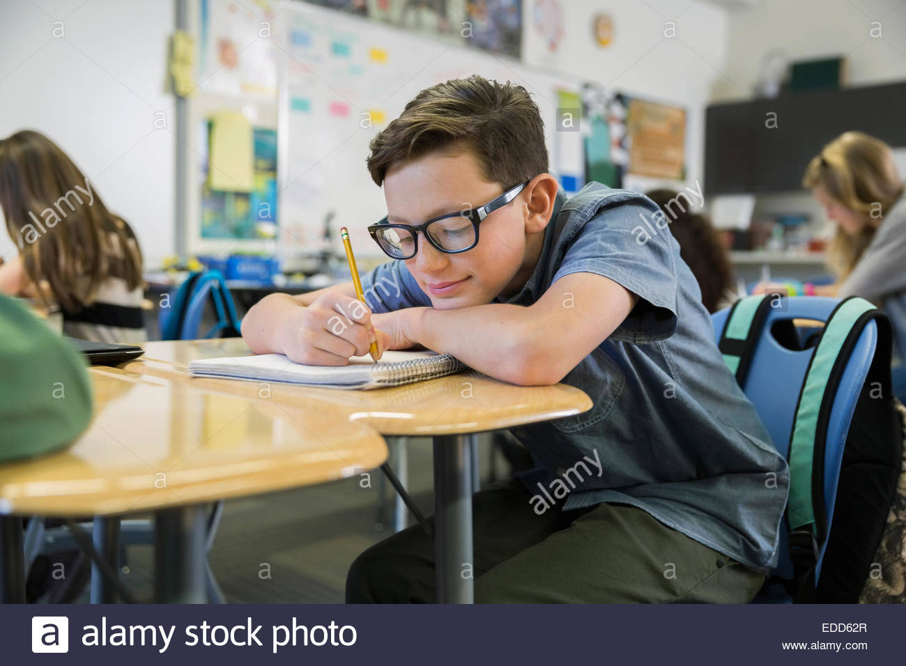 Elementary studying hi-res stock photography and images - Alamy